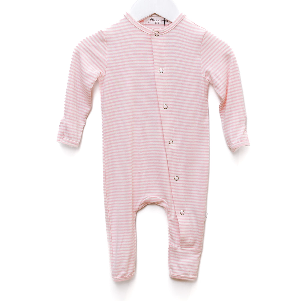 Buy The Softest & Cutest Baby Apparel Online | Goosebumps Blankets ...